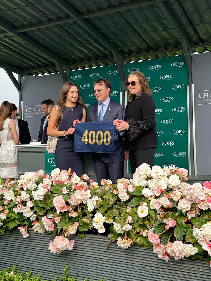 Ana, Aidan, Anne-Marie O’Brien @Ballydoyle @coolmorestud @curraghrace ...